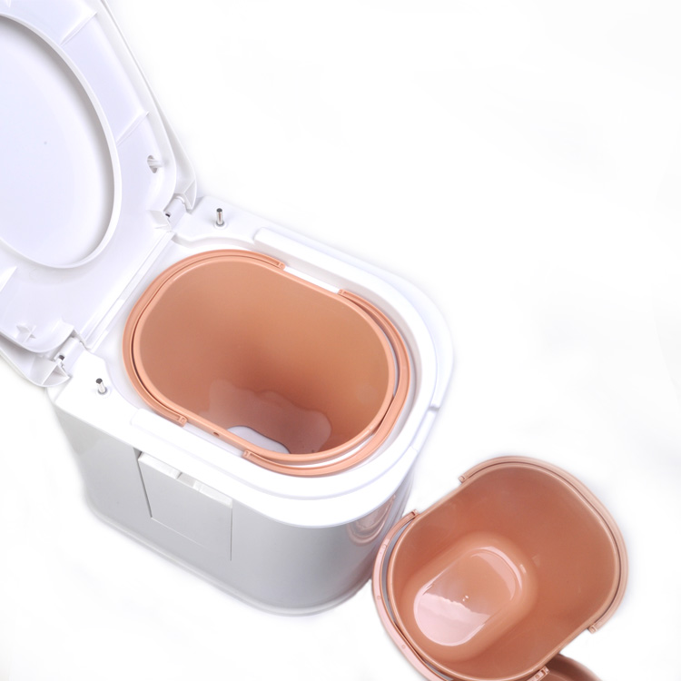 Outdoor simple mobile toilet for cars